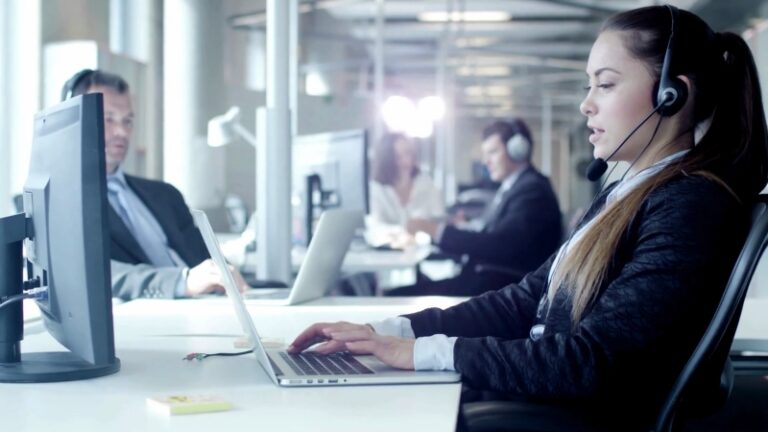 10 Best Free HR Software for Small Businesses in 2025 (Features & Comparison) - Grove HR